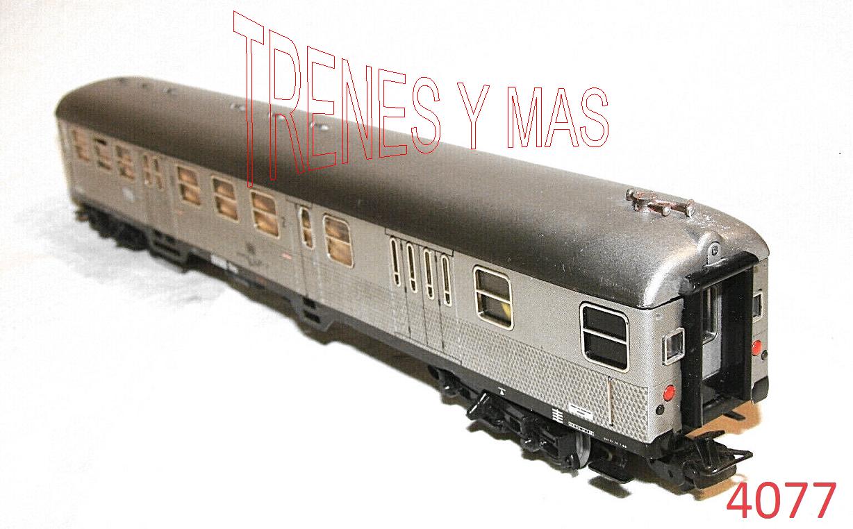 C. Pasajeros DB MARKLIN - 4077 - Trenesymas