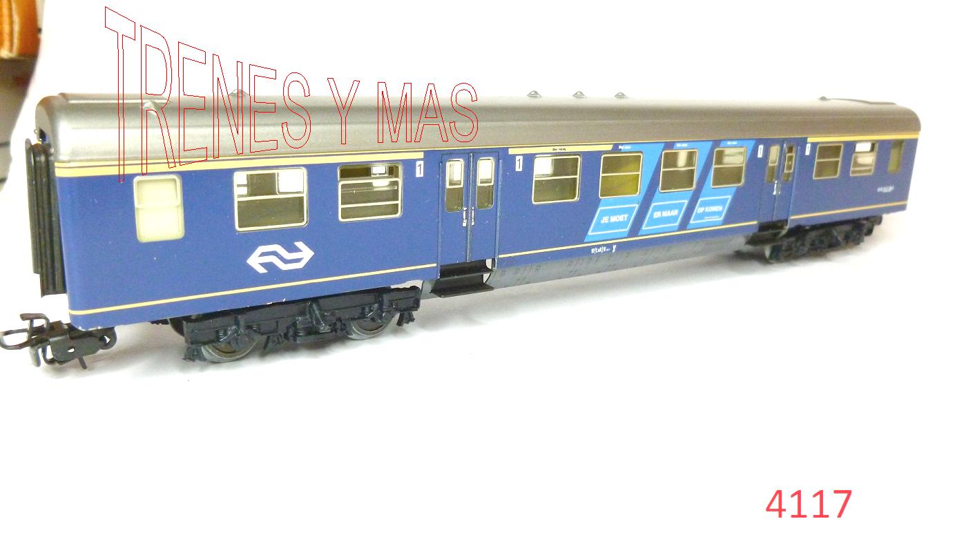C. Pasajeros NS MARKLIN- 4117 - Trenesymas